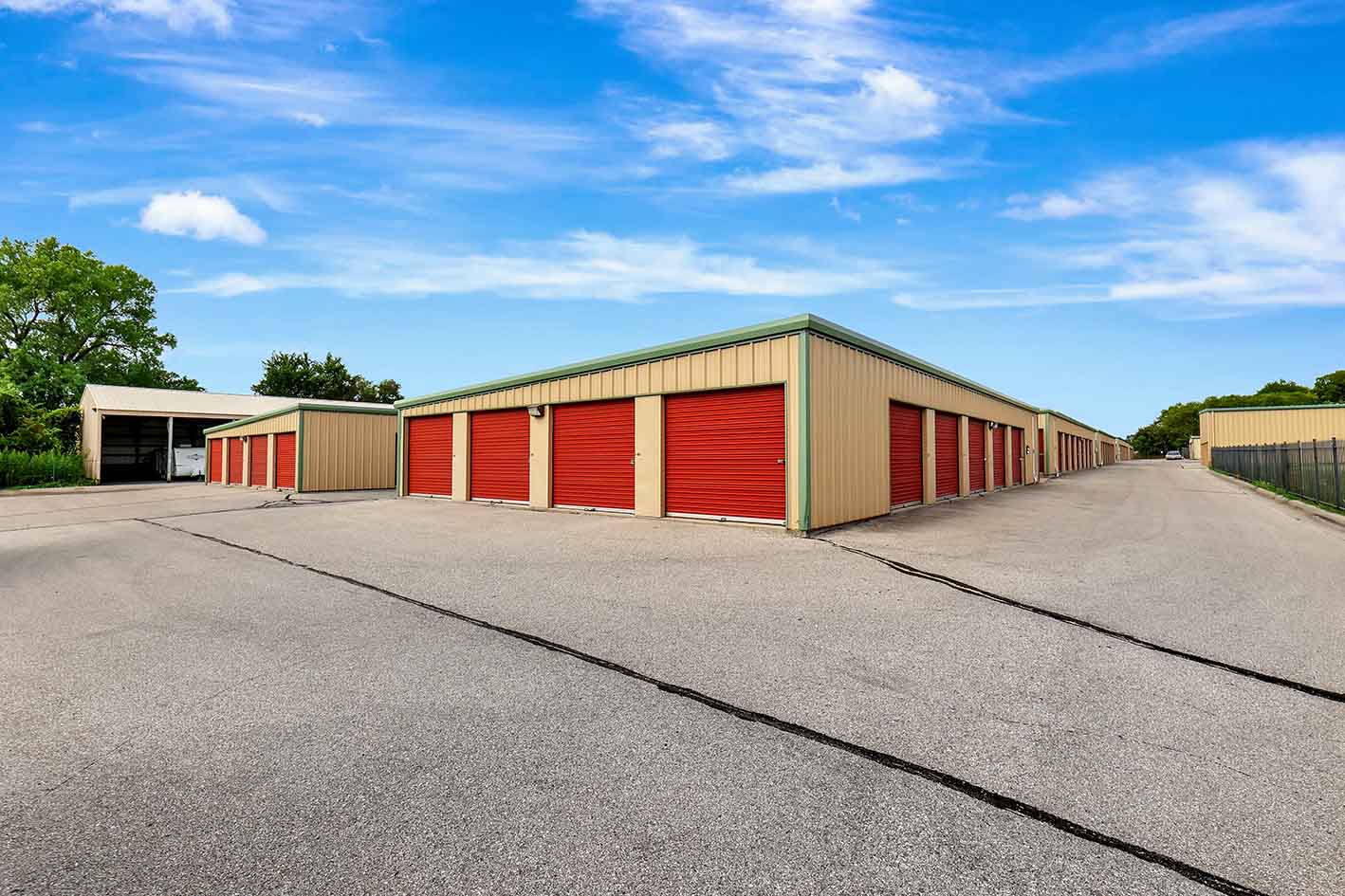 Self Storage Units in Wichita, KS, on E Pawnee St | KO Storage